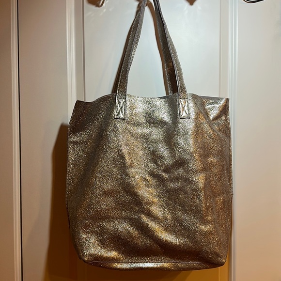 Bags | Gold Metallic Bag W Black Insert | Poshmark